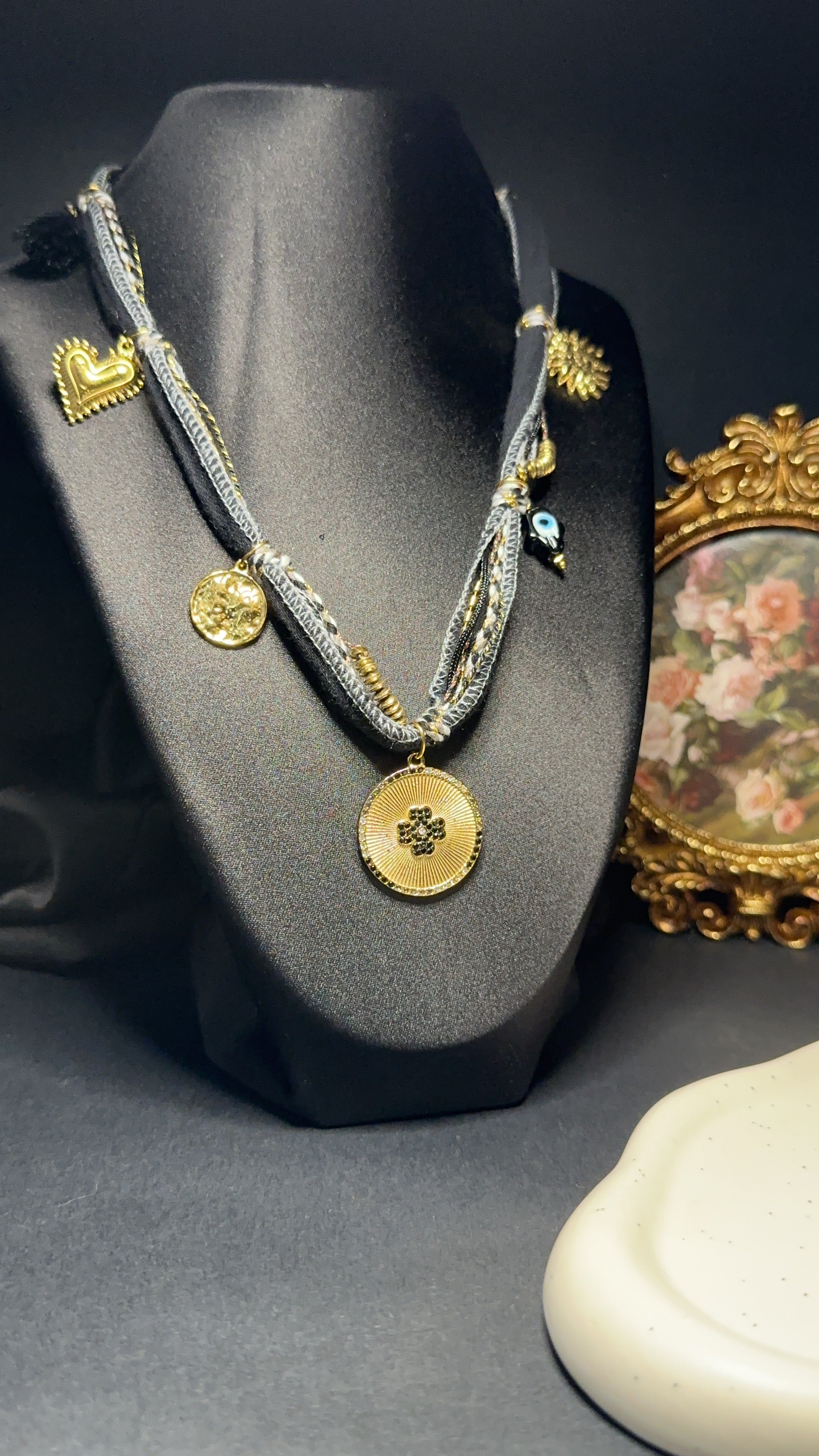 ALYEHOUSE – ALYEHOUSE